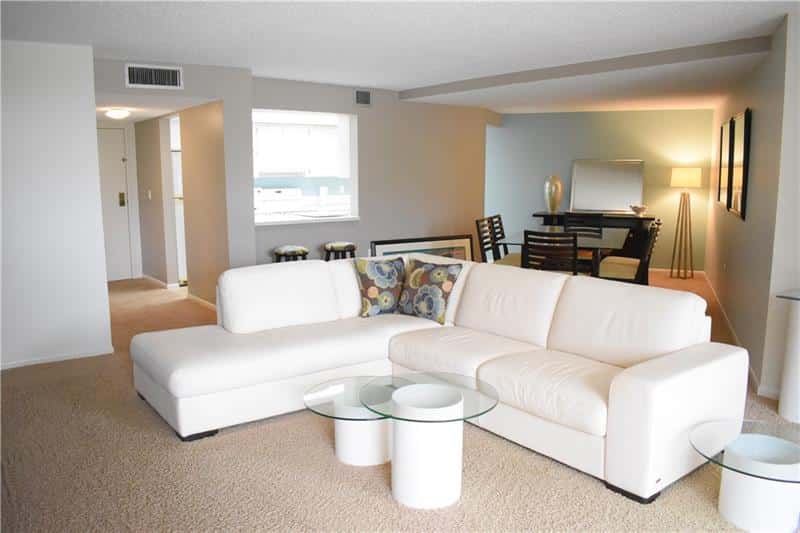 F10160882-02 - Robert P Gargano & Associates Realty